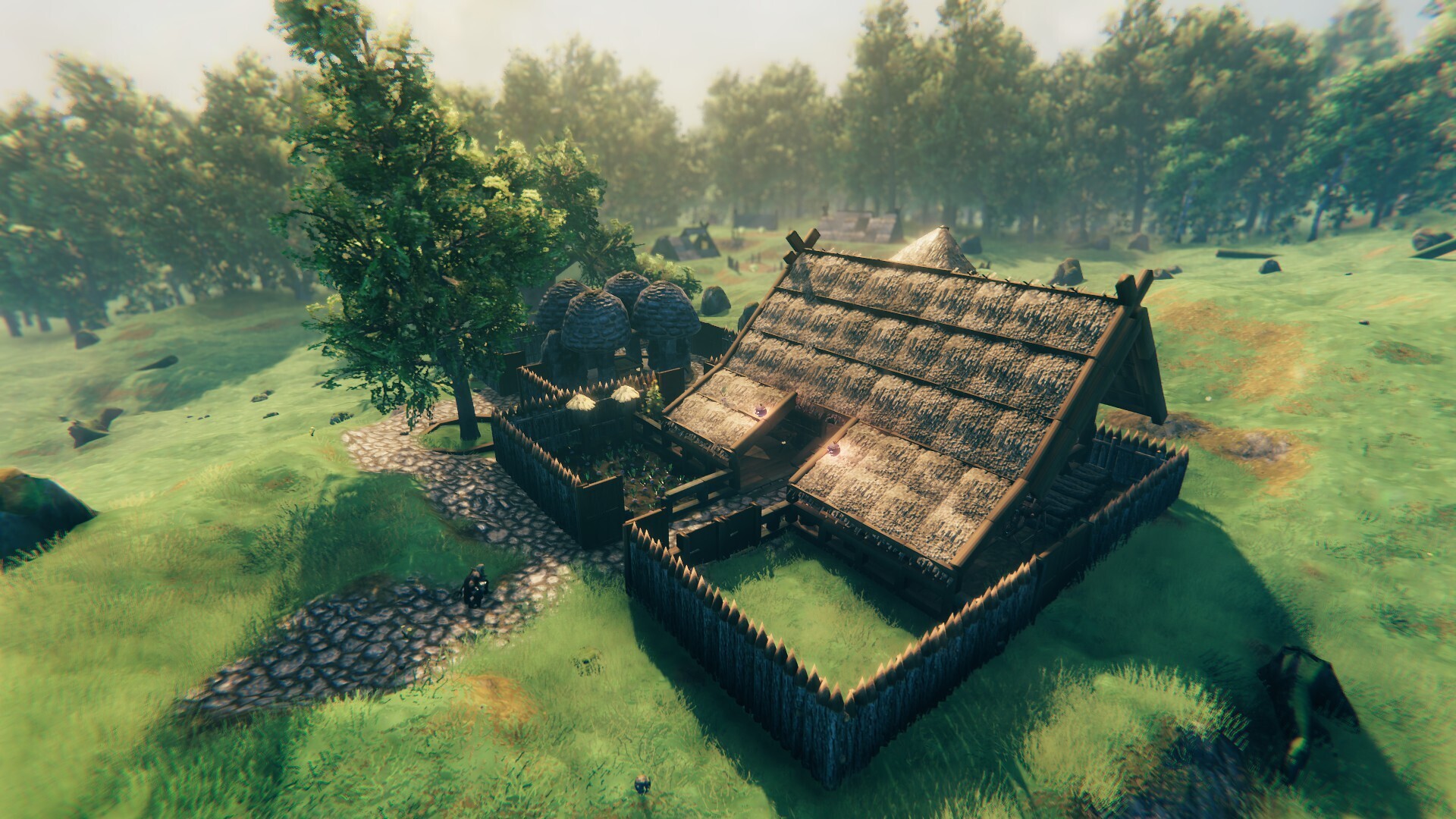 In this video i teach you how to build a efficient survival compound ...