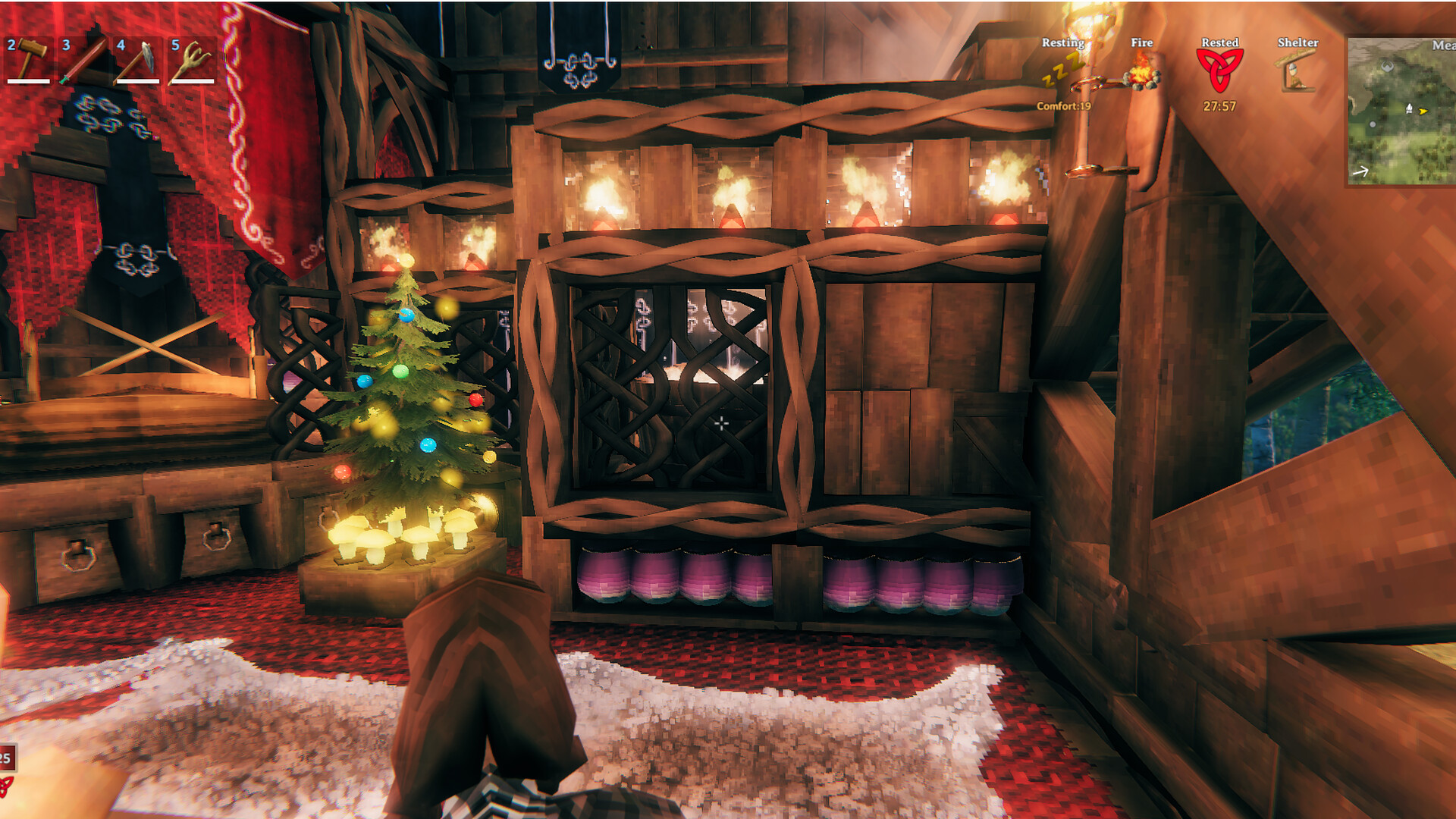 Decorating Garllok's longhouse: The hidden bedroom Valheim Build